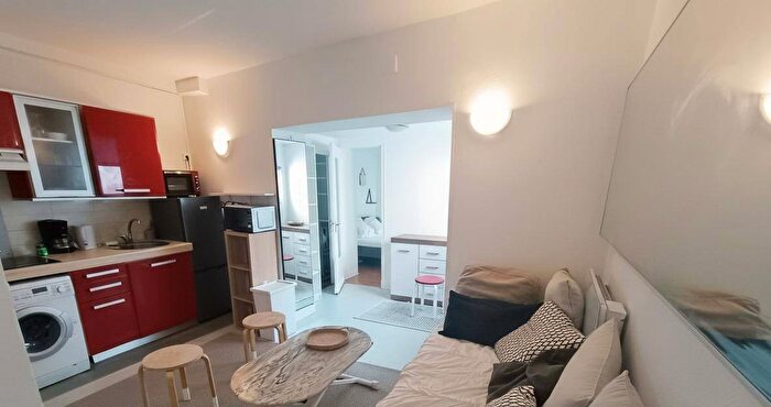 Père Lachaise-Réunion, Paris 20ème arrondissement : Appartement 2 pièces à louer