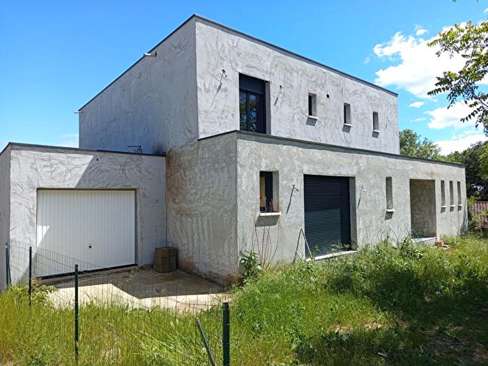 Maison 6 pièces à vendre - Donzère
