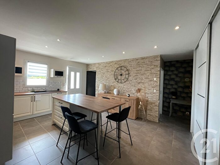 Maison 4 pièces à louer - Pezens