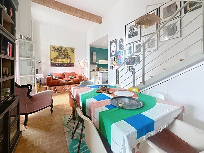 Appartement à vendre - Avignon, Palais des Papes, Zone Piétonne - 3 pièces - 2 chambres