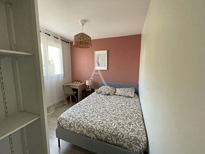 Sainte Thérèse-Demi Lune, Caen : Appartement 1 pièce à louer