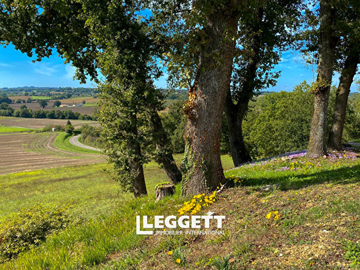 Maison à vendre - Castillonnès - 4 pièces - 2 chambres