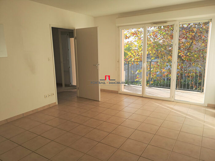 Appartement à vendre - Saint-Martin-Lacaussade - 3 pièces - 2 chambres