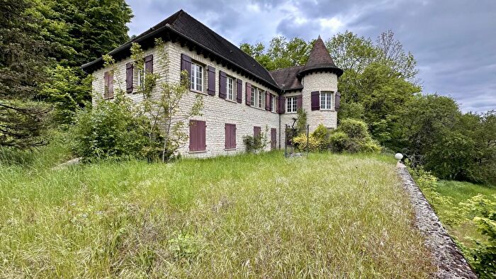 Maison à vendre - Velars-sur-Ouche - 7 pièces - 5 chambres