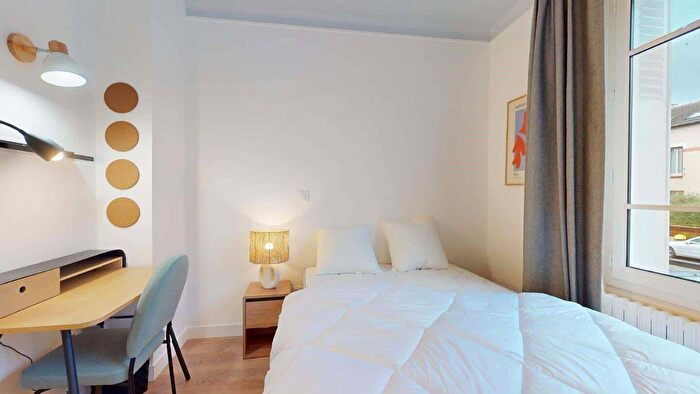 Jardin Parisien, Clamart - Appartement 1 pièce à louer
