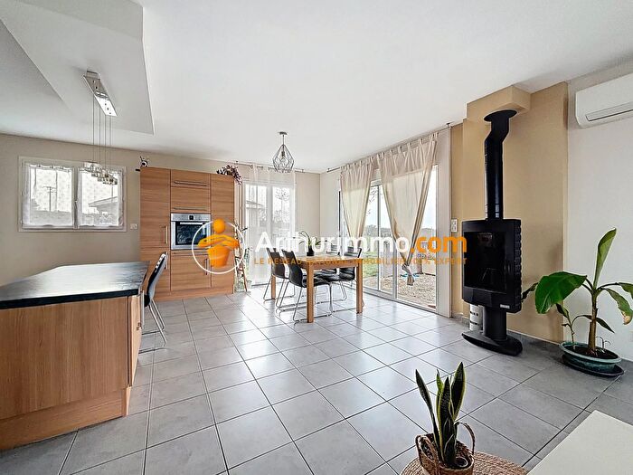 Maison à vendre - Rochetoirin - 4 pièces - 3 chambres