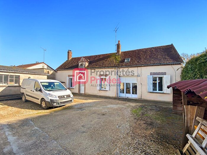 Maison à vendre - Villeneuve-lArchevêque - 6 pièces - 4 chambres