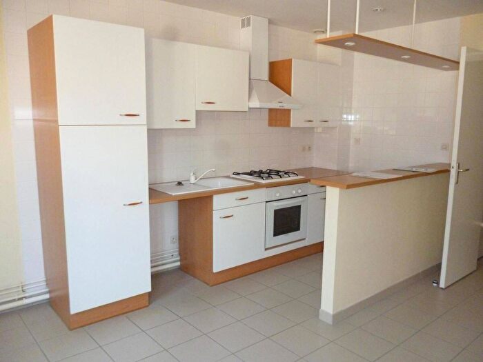 Appartement 2 pièces à Cambrai, à louer