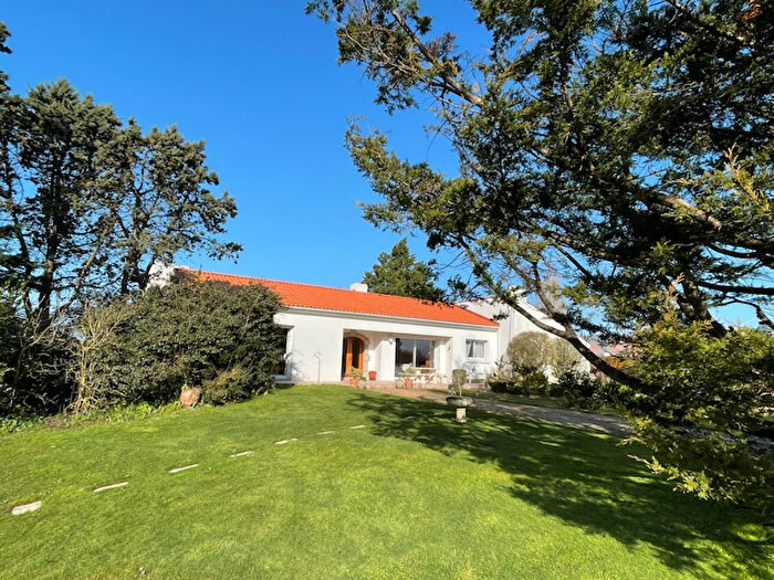 Maison à vendre - Beauvoir-sur-Mer - 7 pièces - 5 chambres