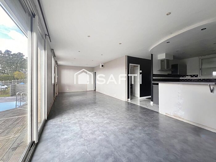 Maison à vendre - La Boissière-sur-Èvre - 6 pièces - 4 chambres