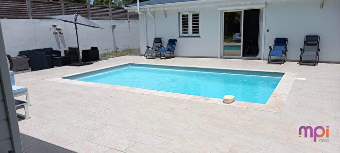 Maison 8 pièces à Sainte-Anne, à vendre