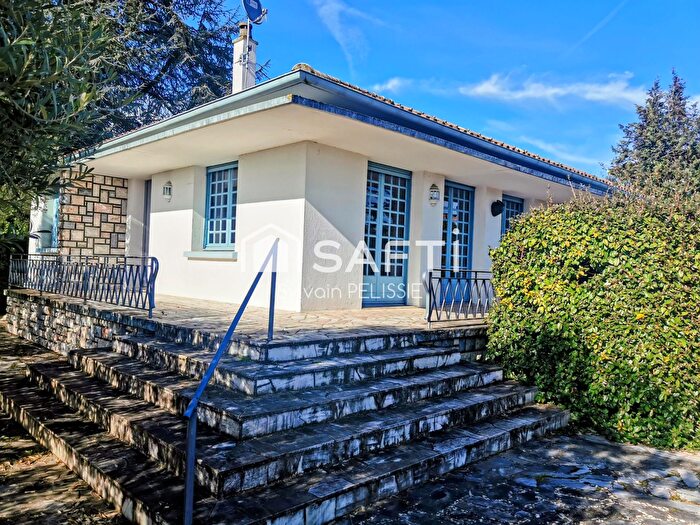 Maison à vendre - Castelsarrasin, Saint-Louis - 4 pièces - 3 chambres