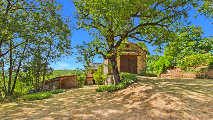 Maison 4 pièces à Saint-Salvadou, à vendre