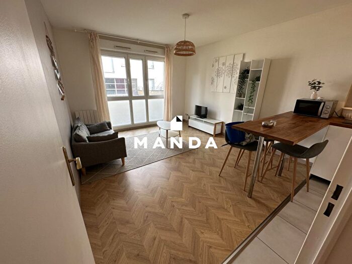 Appartement à vendre - Corbeil-Essonnes, Pressoir, Prompt - 2 pièces - 1 chambre