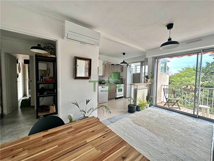 Appartement à louer - Les Cévennes, Clementville, Montpellier - 3 pièces - 2 chambres