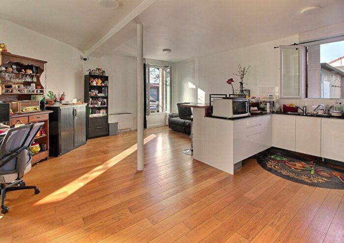 Appartement à vendre - Choisy-le-Roi, Gondoles - 2 pièces - 1 chambre