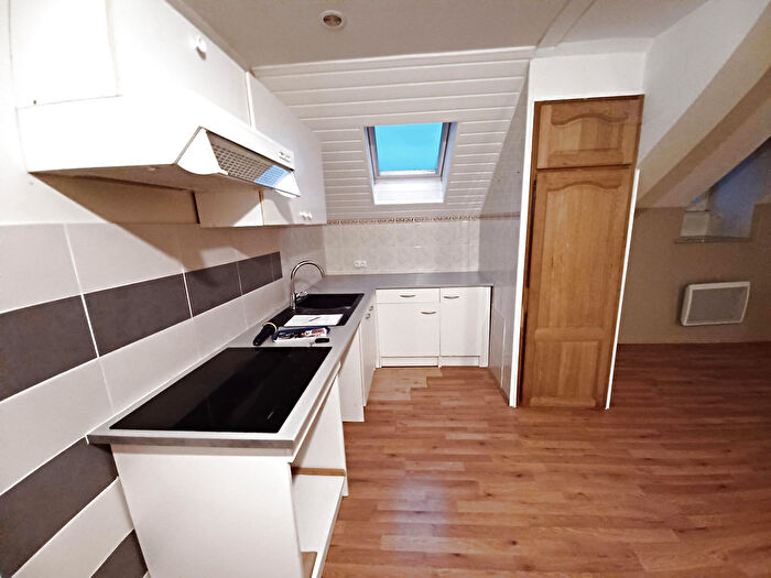 Appartement à louer - Aurillac, Centre-ville - 4 pièces - 2 chambres