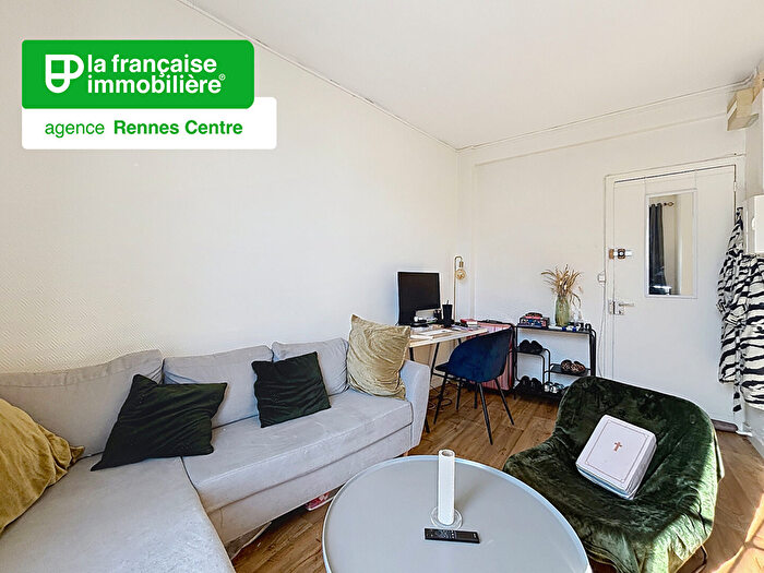 Appartement à louer - Quartiers Centre, Saint-Hélier, Gare - 1 pièce