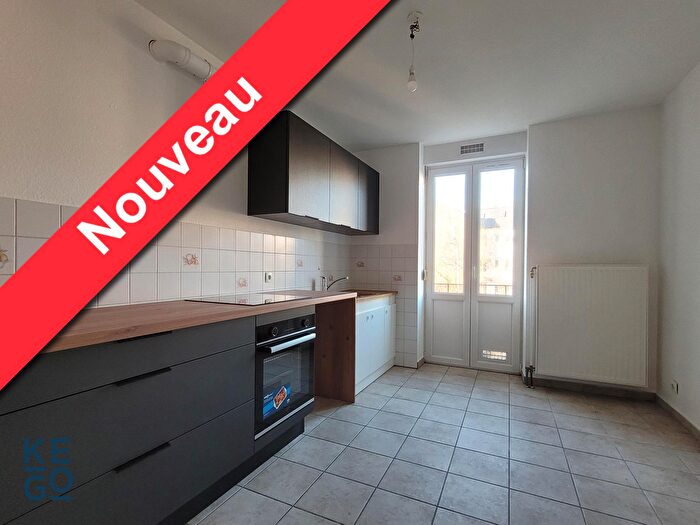 Appartement 4 pièces à louer à Strasbourg, Neudorf, Etoile, Gare, Schluthfeld