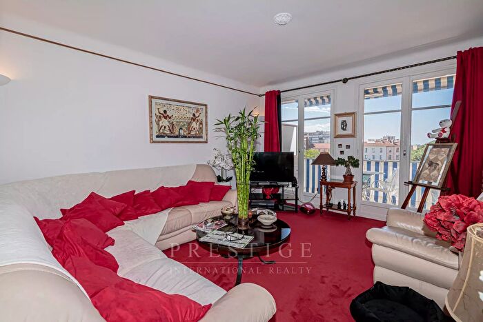 Appartement à vendre - Antibes, Juan-les-Pins, Le Cap - 3 pièces - 2 chambres