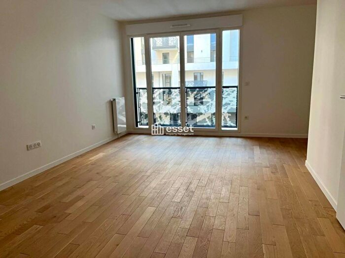 Faubourg de lArche, Courbevoie : Appartement 1 pièce à louer
