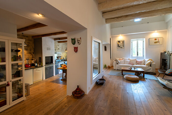 Maison 6 pièces à Popian, à vendre