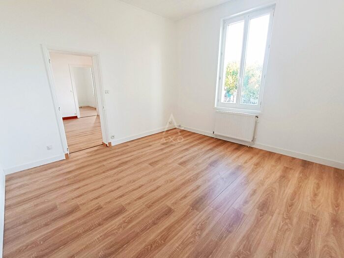 Maison à vendre - Angoulême, Sillac, La Grande Garenne - 3 pièces - 2 chambres