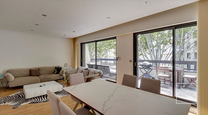 Appartement à vendre - Lyon e , Tête dOr, Vitton - 5 pièces - 4 chambres