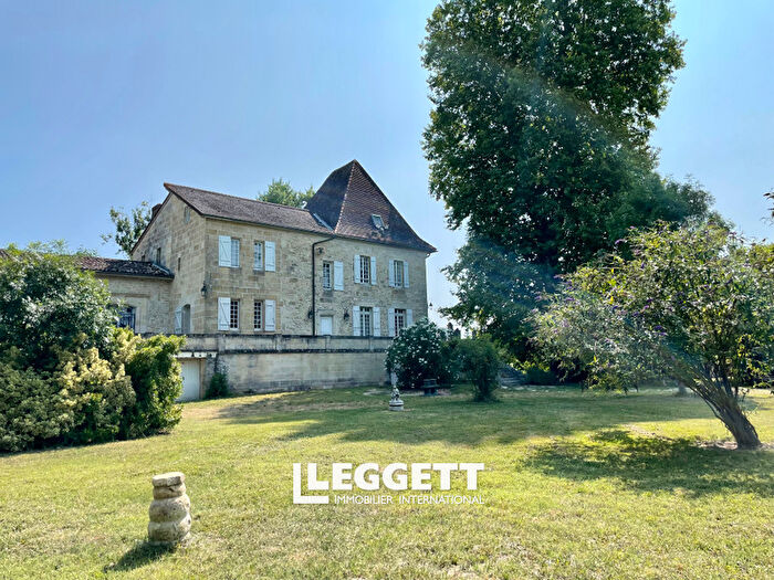 Maison 7 pièces à Saint-Jean-de-Blaignac, à vendre