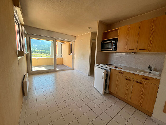 Embrun - Appartement 2 pièces à vendre