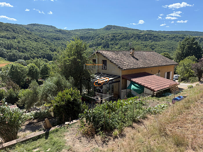 Versols-et-Lapeyre - Maison 6 pièces à vendre
