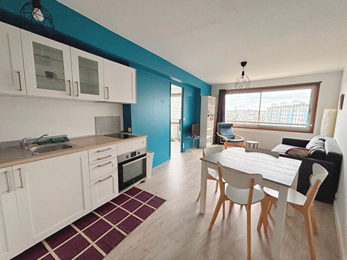 Appartement 2 pièces à louer - Quartiers Ouest, Bourg l'Evesque