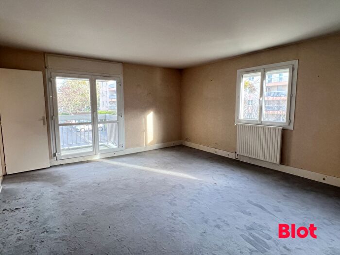 Appartement à vendre - Quartiers Sud-Ouest, Bréquigny - 4 pièces - 3 chambres