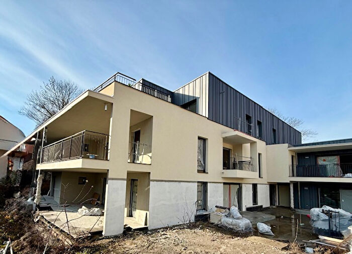 Appartement à vendre - Ferney-Voltaire - 5 pièces - 4 chambres