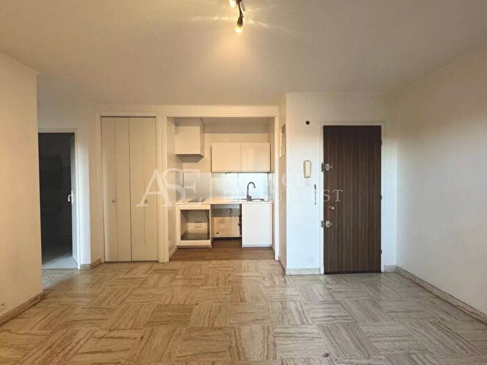 Appartement à louer - Val Saint-André, Arc, La Torse, Aix-en-Provence - 2 pièces - 1 chambre