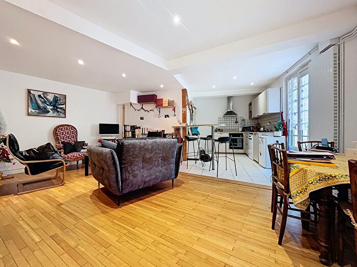 Appartement à vendre - Sassenage - 3 pièces - 2 chambres