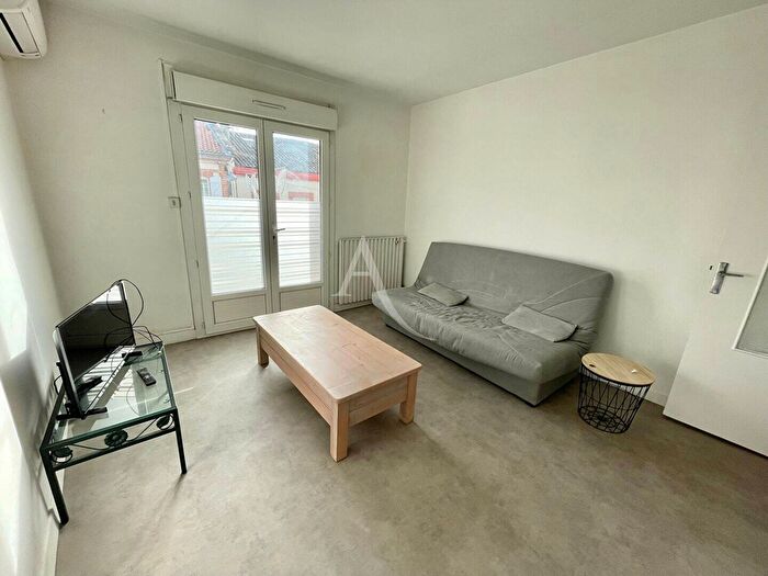 Appartement à louer - Casse Martin, LIsle-Jourdain - 2 pièces - 1 chambre