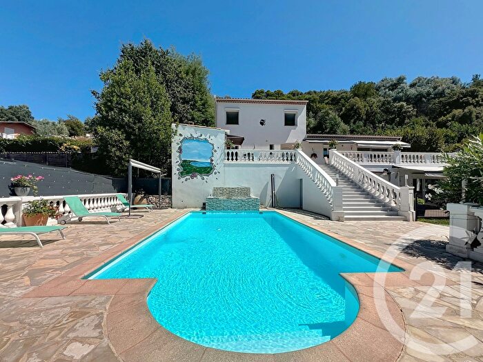 Maison à vendre - Vallauris, Le Val dOr, Fournas, Ferratone - 8 pièces - 6 chambres