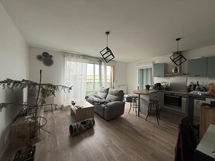 Appartement à louer - Orgères - 3 pièces - 2 chambres