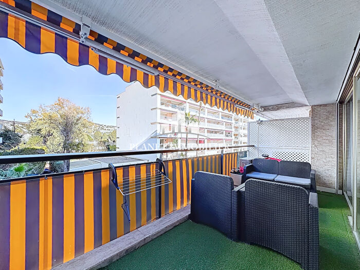 Appartement à vendre - Cannes, Pointe Croisette - 3 pièces - 2 chambres