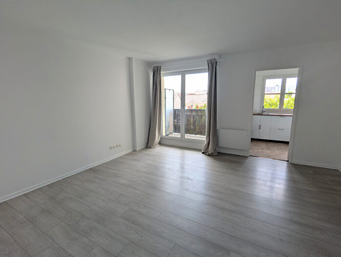 Appartement 2 pièces à Montigny-lès-Cormeilles, République, à louer