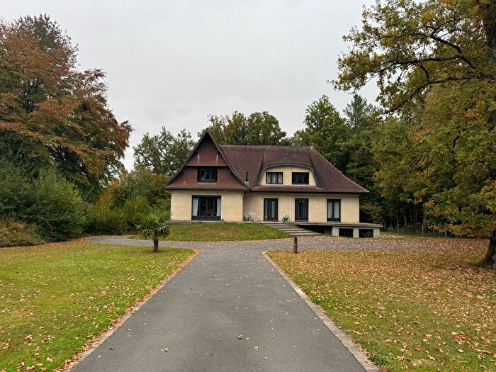 Maison à vendre - Bernay - 7 pièces - 4 chambres