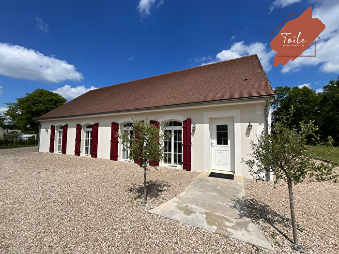 Maison 5 pièces à La Ferté-Saint-Cyr, à vendre