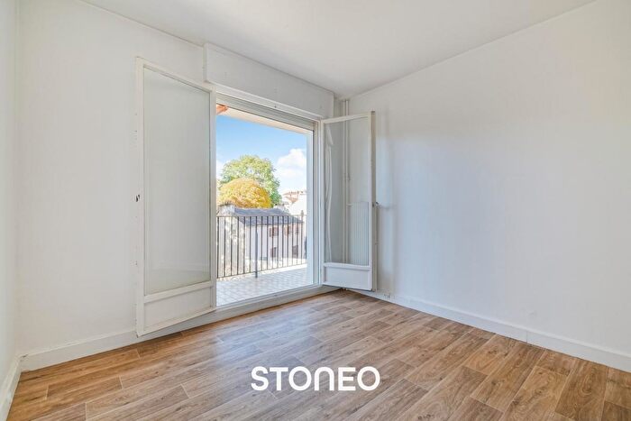 Vanves, Centre Saint-Rémy : Appartement 3 pièces à vendre