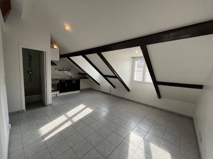 Lagny-sur-Marne : Appartement 2 pièces à louer