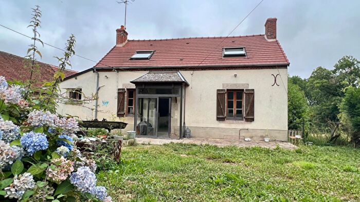 Maison à vendre - Boussac - 5 pièces - 2 chambres