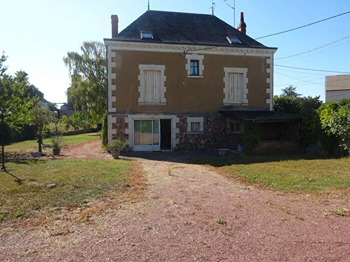 Maison à vendre - Mézières-en-Brenne - 7 pièces - 4 chambres