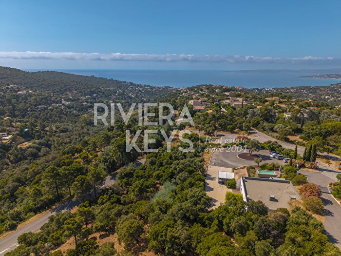 Maison 4 pièces à vendre à Roquebrune-sur-Argens, Massel, Le Bois d'Angélis