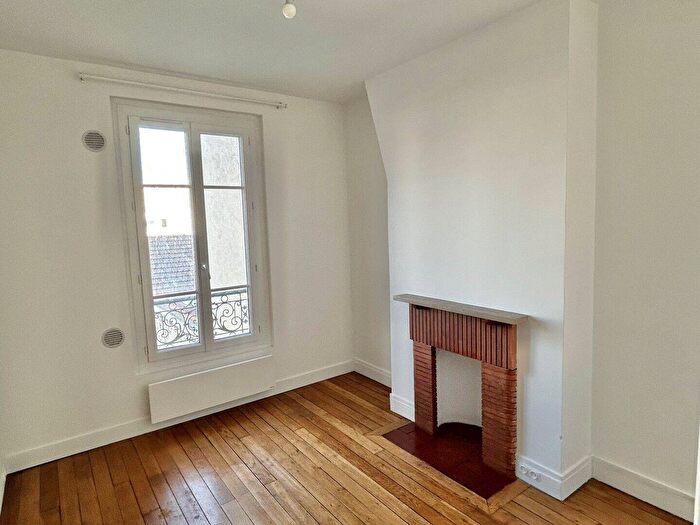 Appartement à louer - Pont de Flandre, Paris ème arrondissement - 2 pièces - 1 chambre