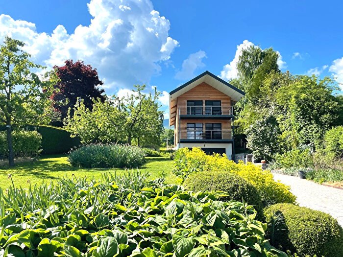 Divonne-les-Bains - Maison 8 pièces à vendre